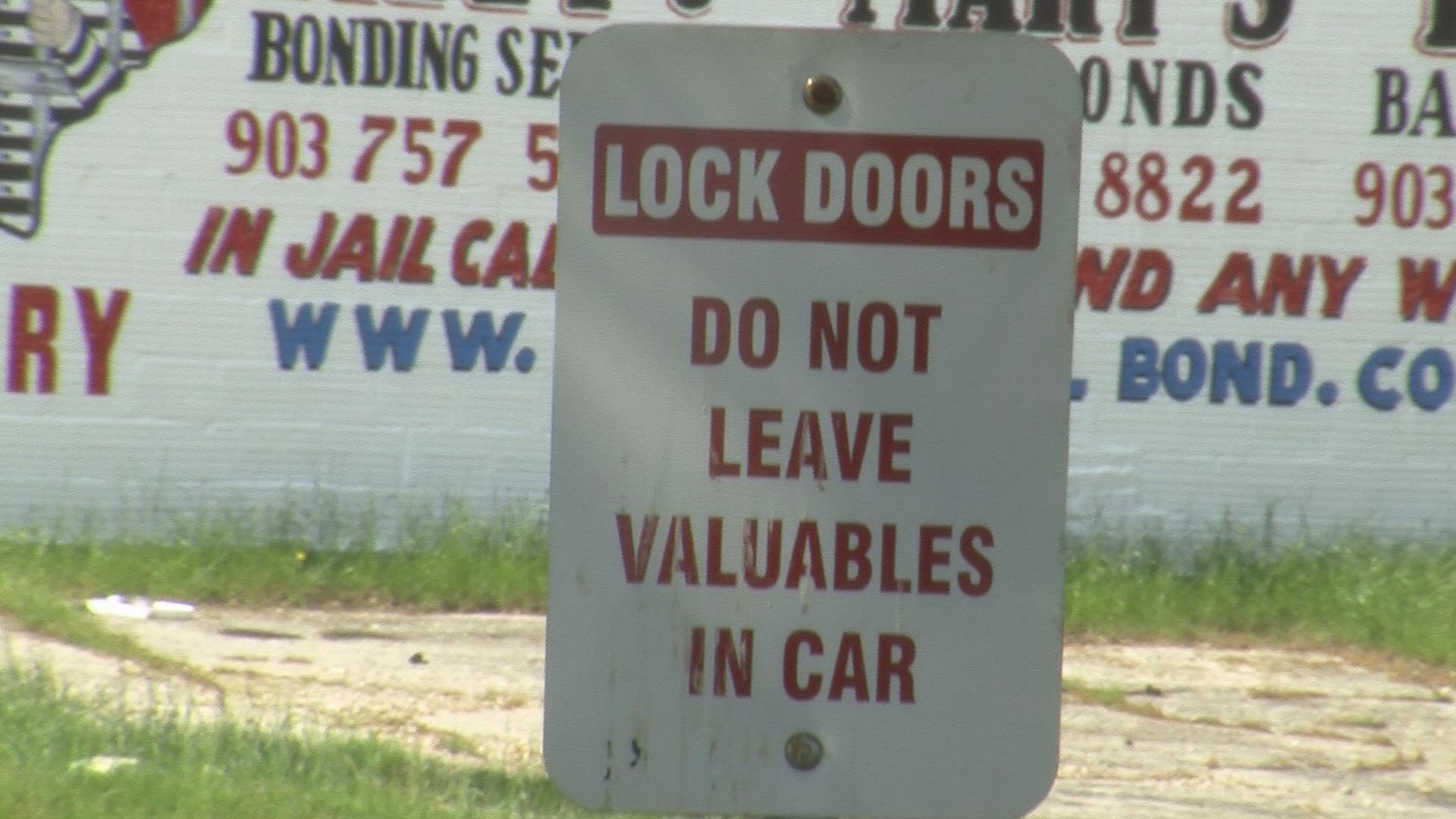 Crime rises when the temperature does | cbs19.tv