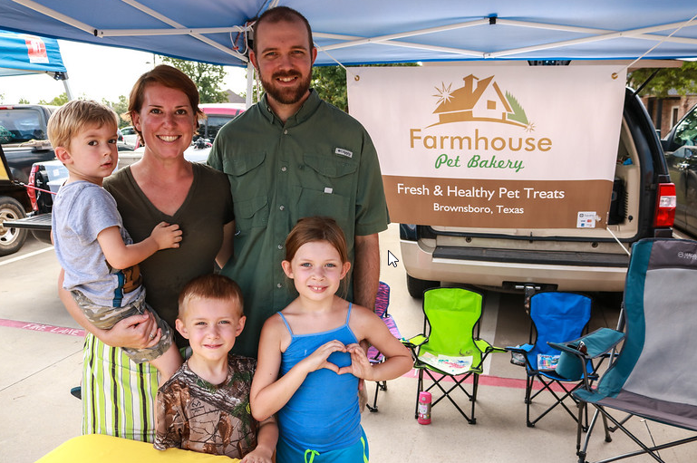 Farmhouse Pet Bakery cooks up healthy treats for furry family members ...